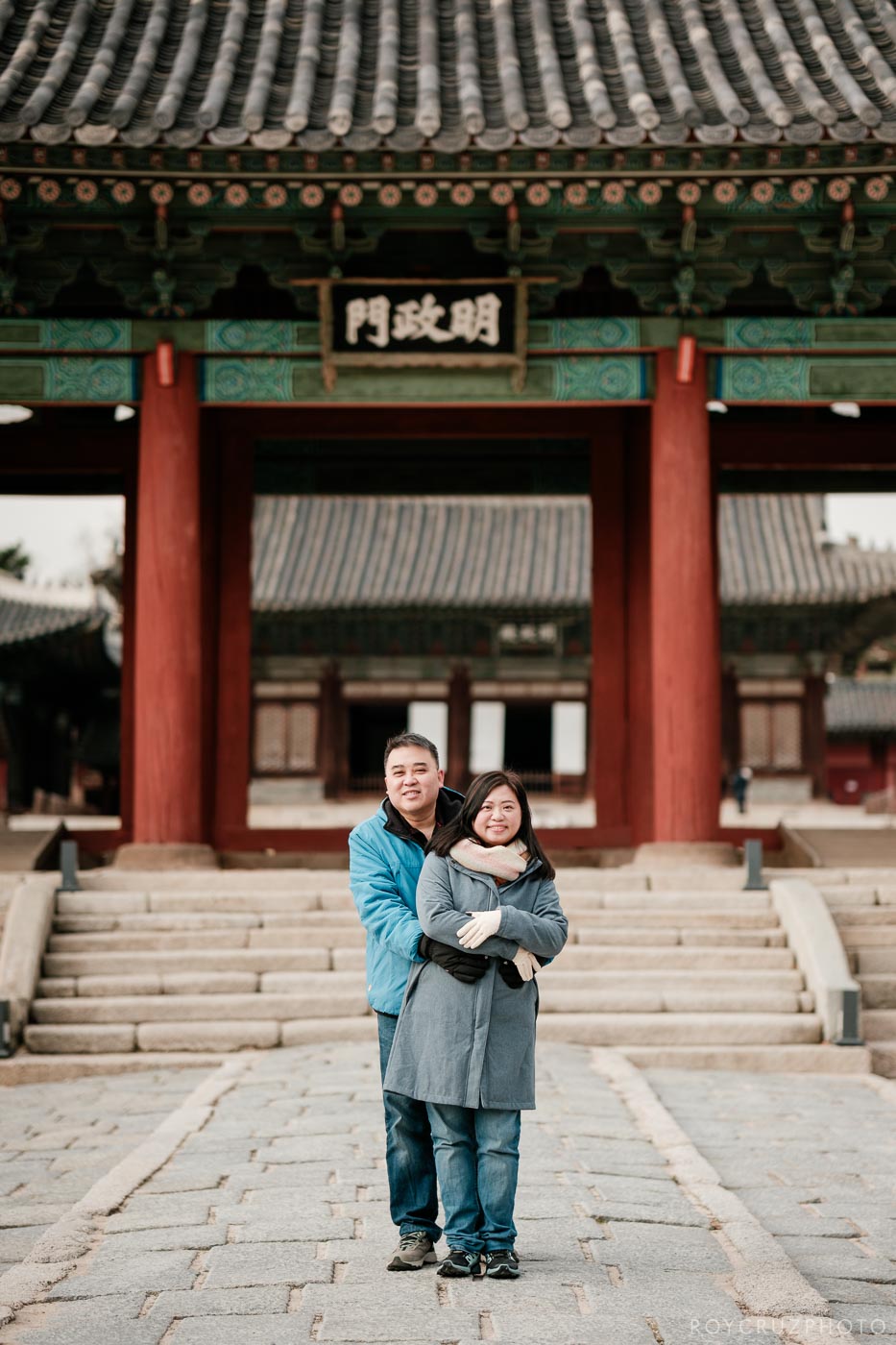 Late Autumn Portraits at Changgyeongung – Seoul South Korea Family ...